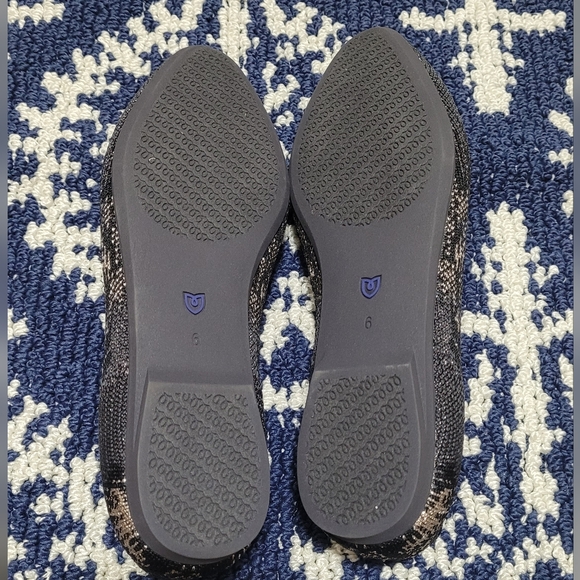 Rothy's | Shoes | Like New Rothys The Almond Loafer In Obsidian Rare ...